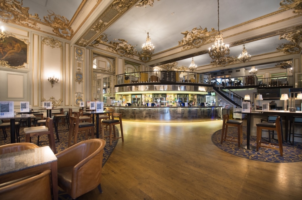 About JDW - J D Wetherspoon Careers